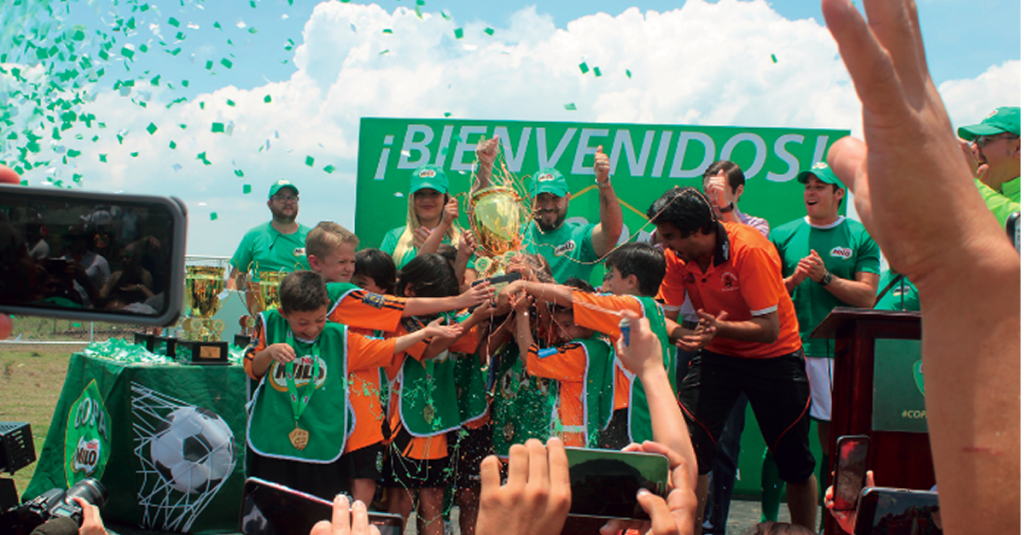 La pasión por el fútbol brinda un respiro a la rutina – Revista Gerencia